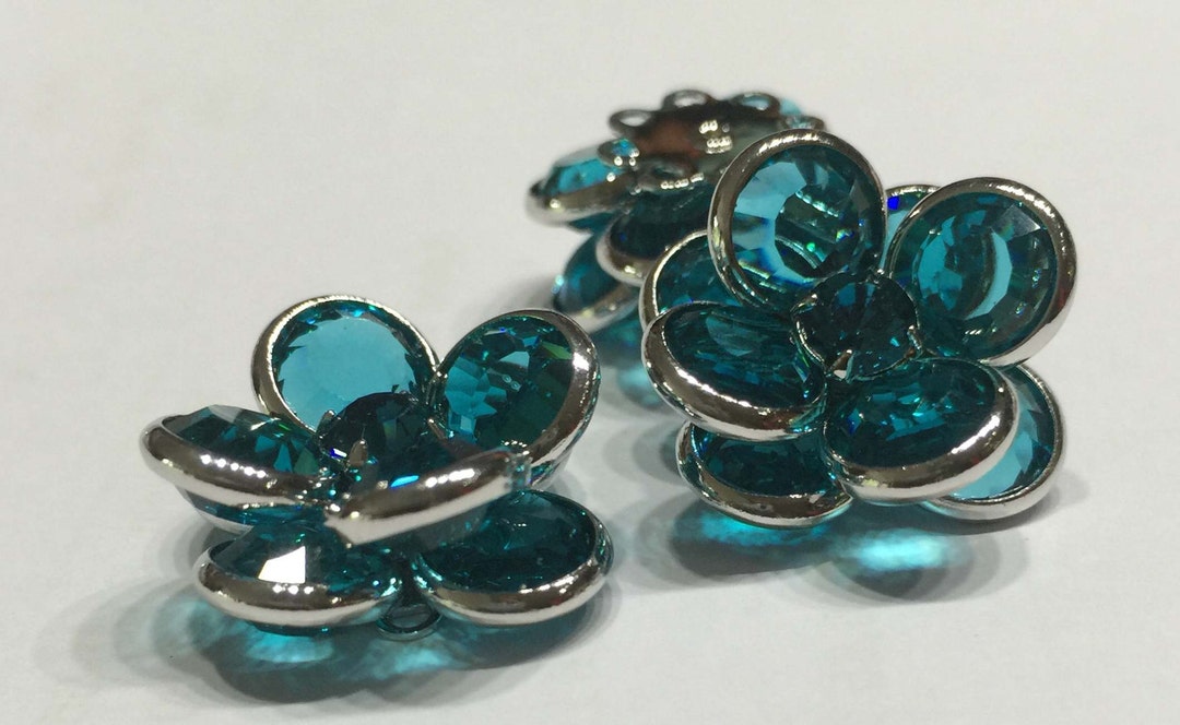 Swarovski 3-D Flower for Sewing or Threading - With Hole Bar ...
