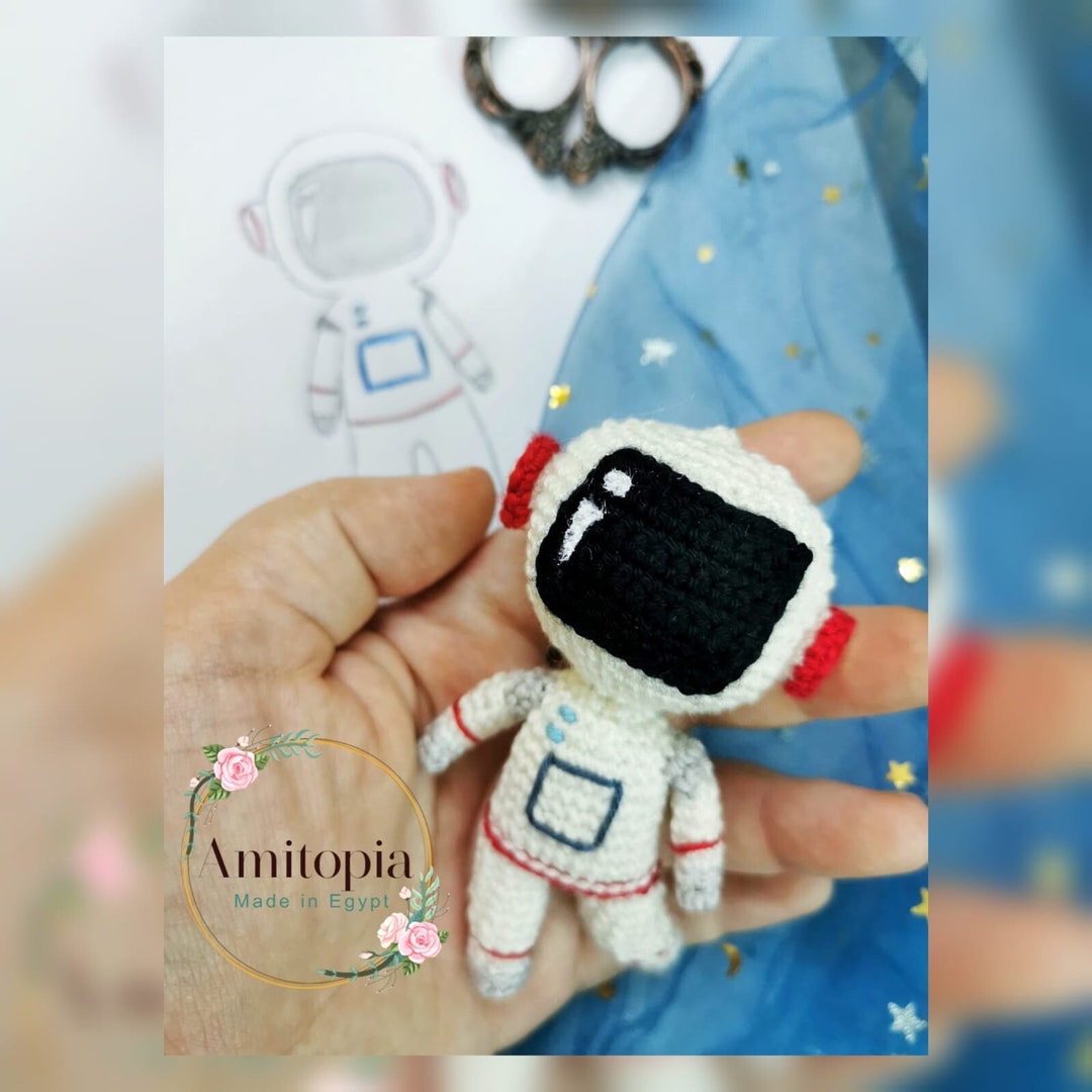 Astronaut/ Space/ Craft/ Nasa/ Crochet/ Knitting/ Amigurumi / Amitopia ...