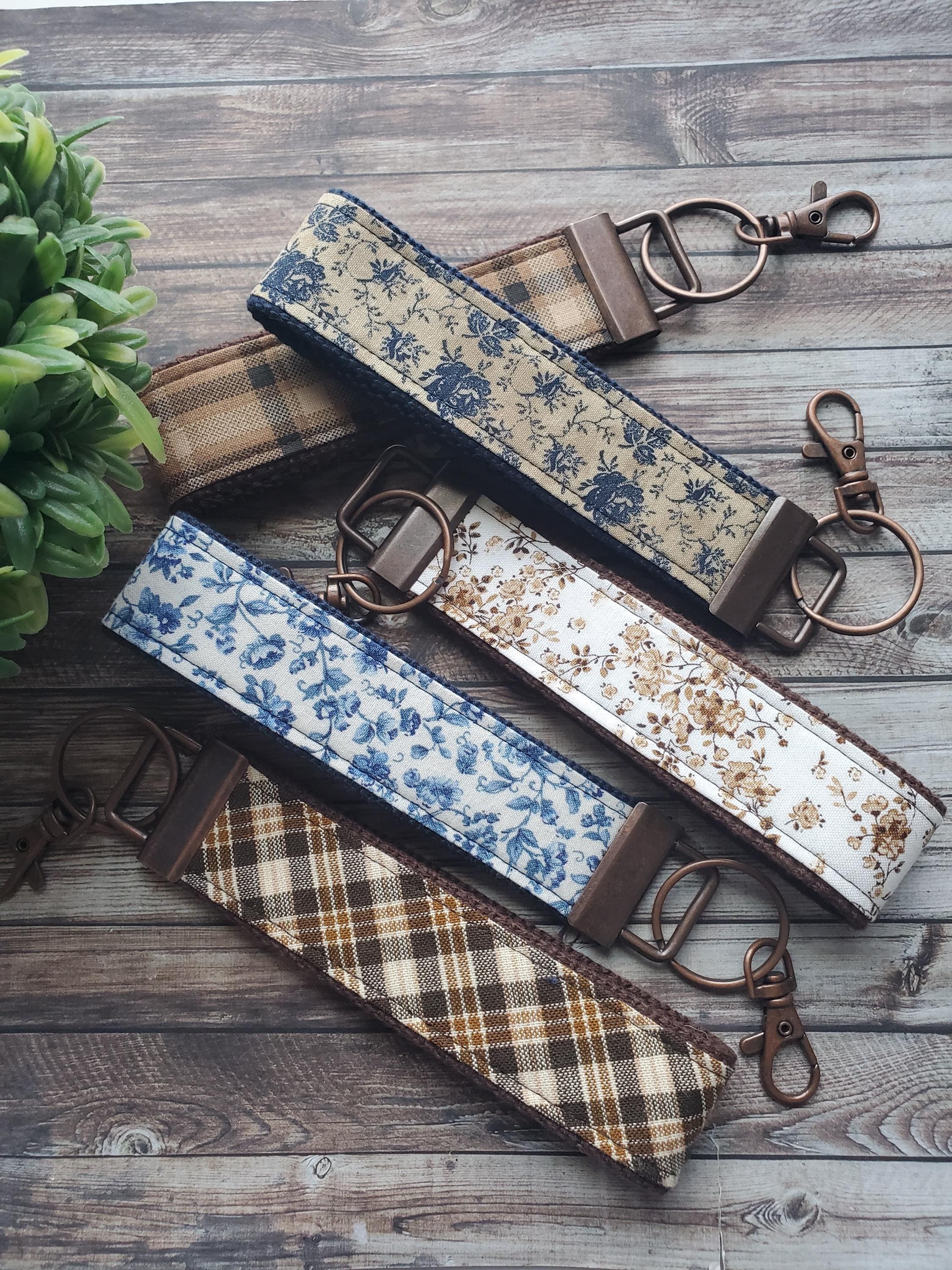 Floral & Plaid Fabric Wristlet Keychain | Key Fob - Etsy