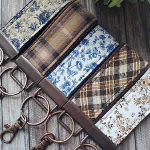 Floral & Plaid Fabric Wristlet Keychain | Key Fob - Etsy