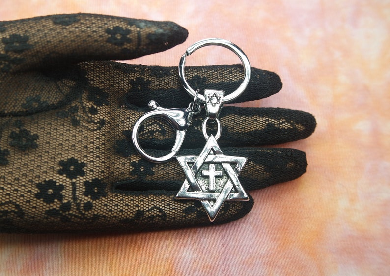 Messianic Star, Cross in Star of David Keychain With Large Clasp and ...