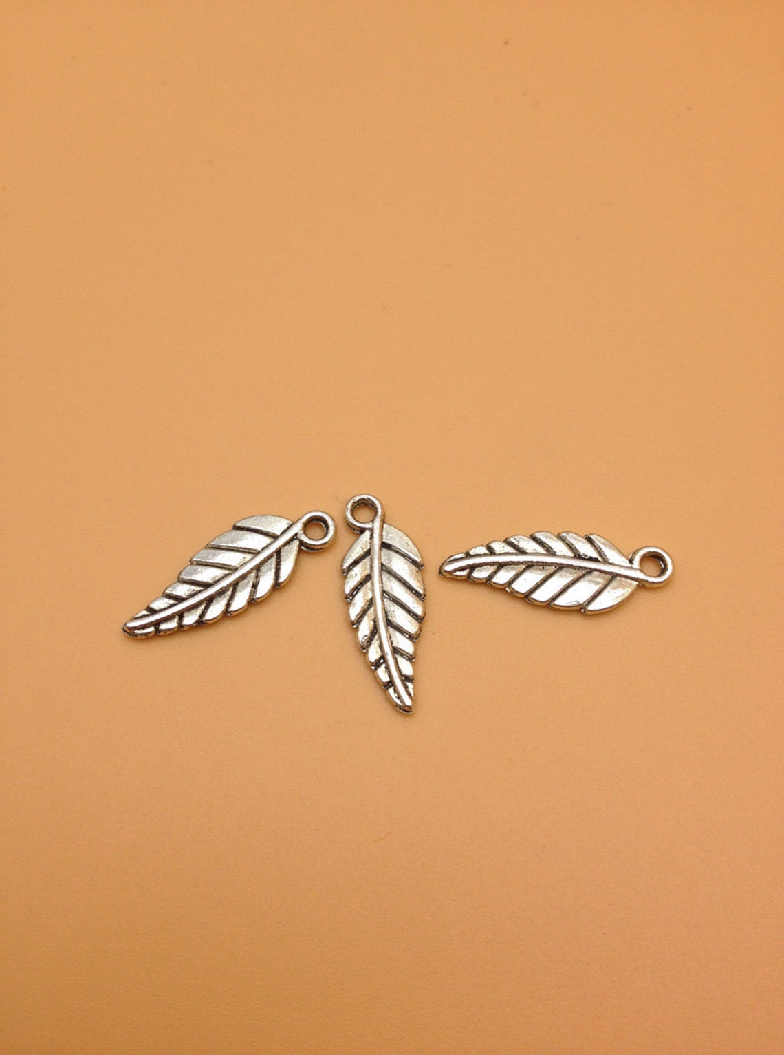 100pcs 7x19mm Leaf Charms Pendants Foliage Charms Leaves - Etsy