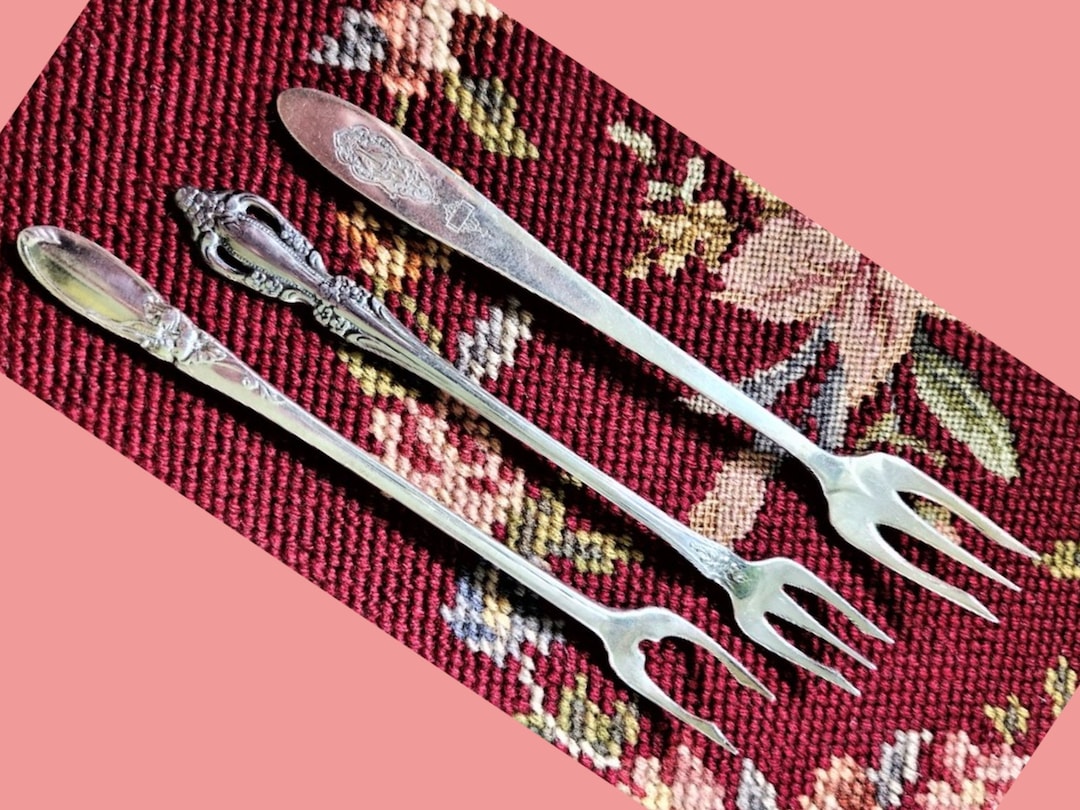 Vintage Pickle Forks Collection of 3, Lemon Forks for Tea Party ...
