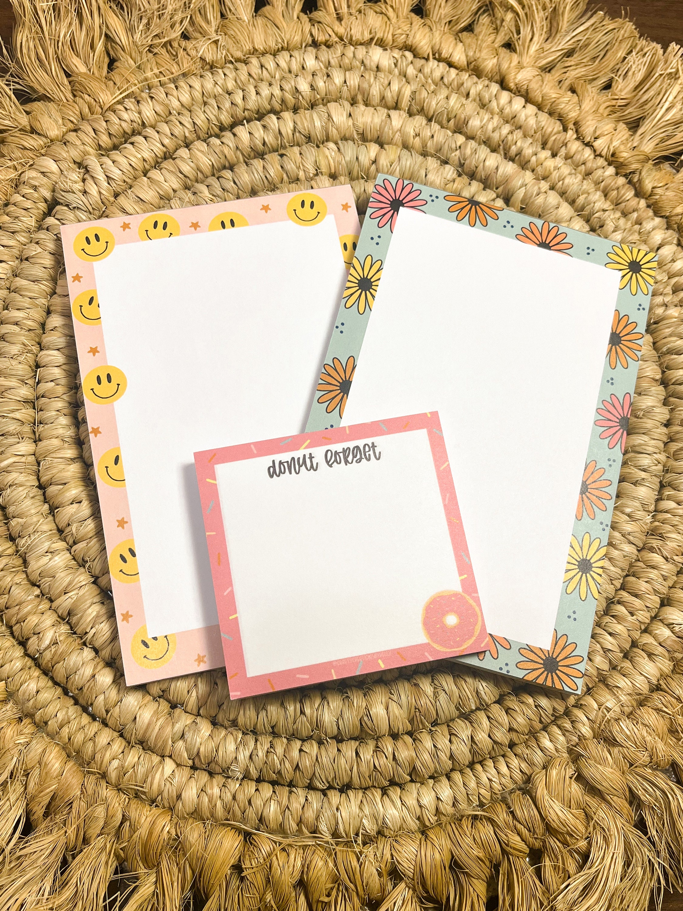 Smiley Face and Star Happy 4x6 Notepad With Magnet - Etsy