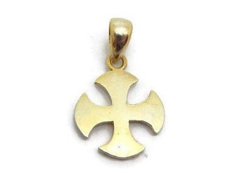 Cross Pattee Pendant - Etsy