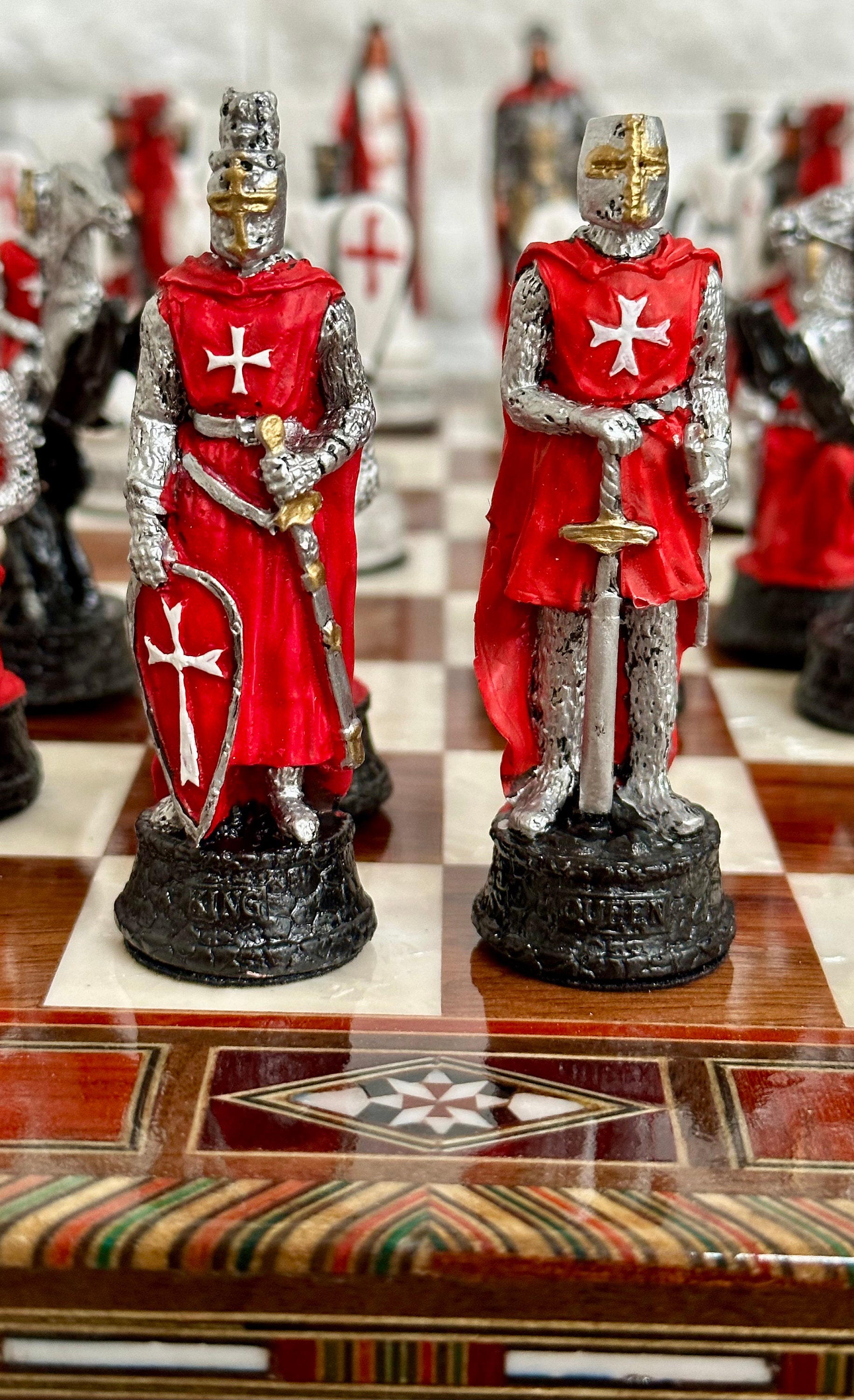 Red & White Crusaders Chess Set, Inlaid Mother of Pearl Storage Box ...
