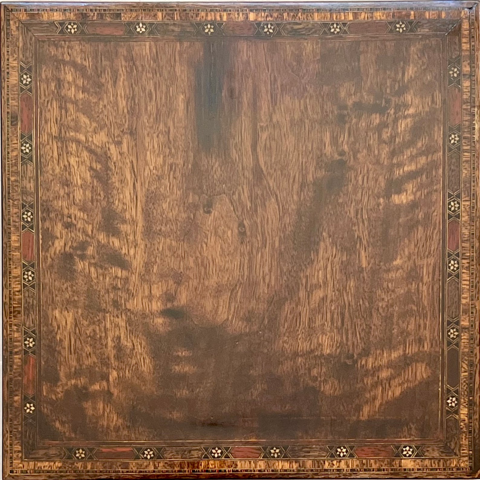 Hand Painted Crusaders Chess Set With Handmade Inlaid Mother of Pearl ...