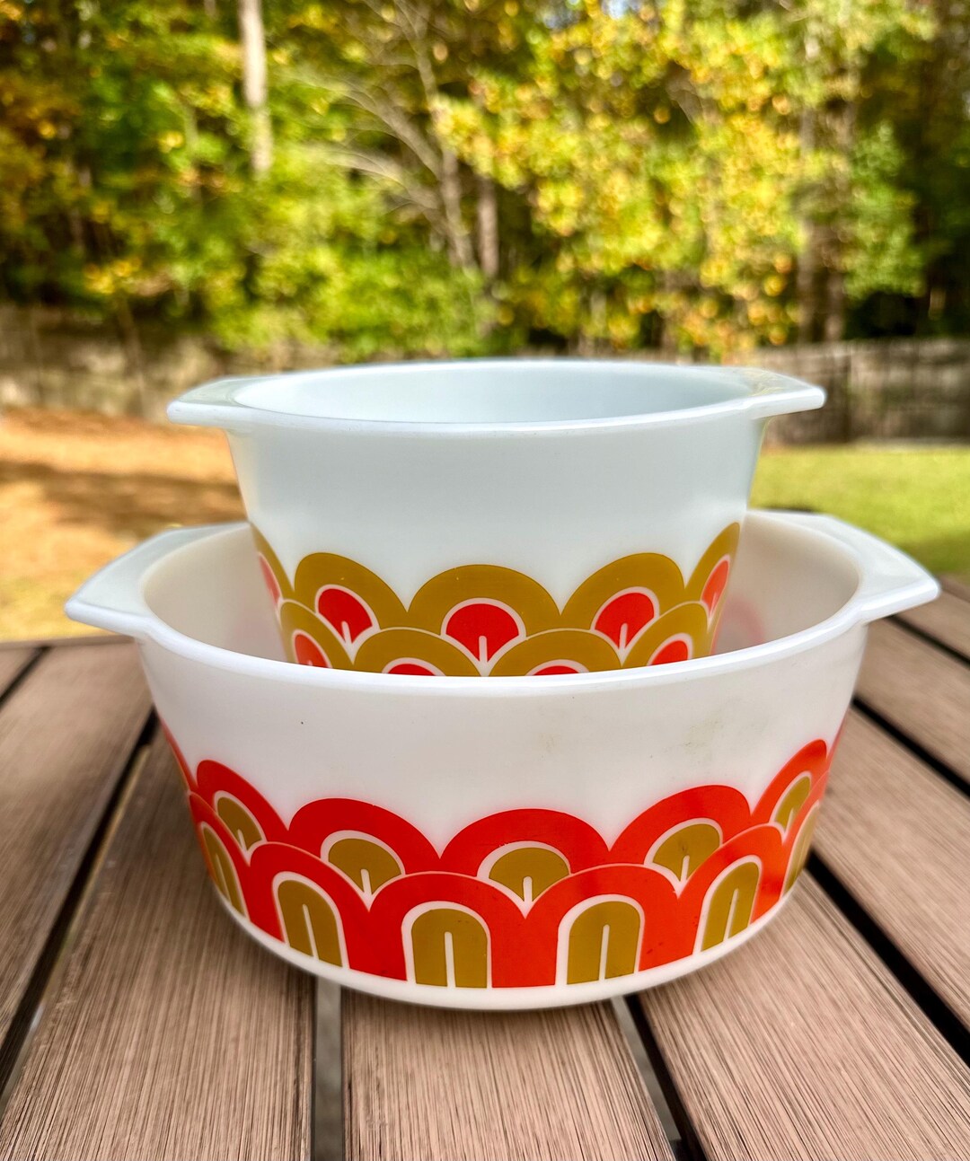 Vtg 70s Set of 2 Arches/fish Scale Pyrex Bowls - Etsy