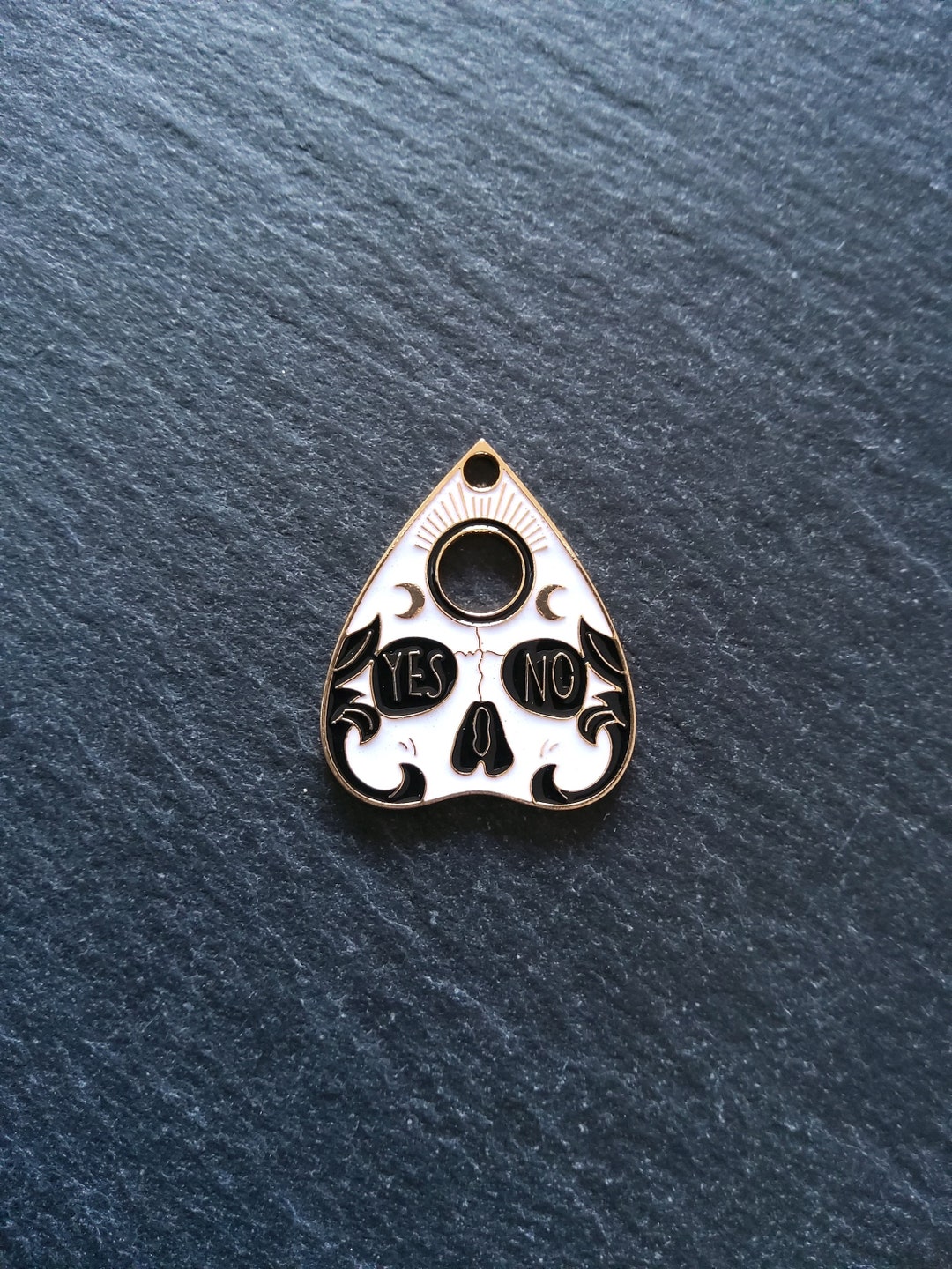 2 or 10 Gold Tone Ouija Skull Planchette Charms With Black & White ...