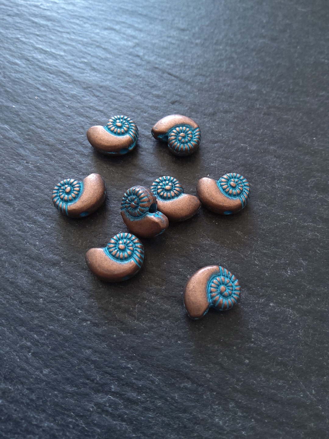 10 or 50 Sea Shell Snail Ammonite Beads 8mm Antique Copper With Blue ...
