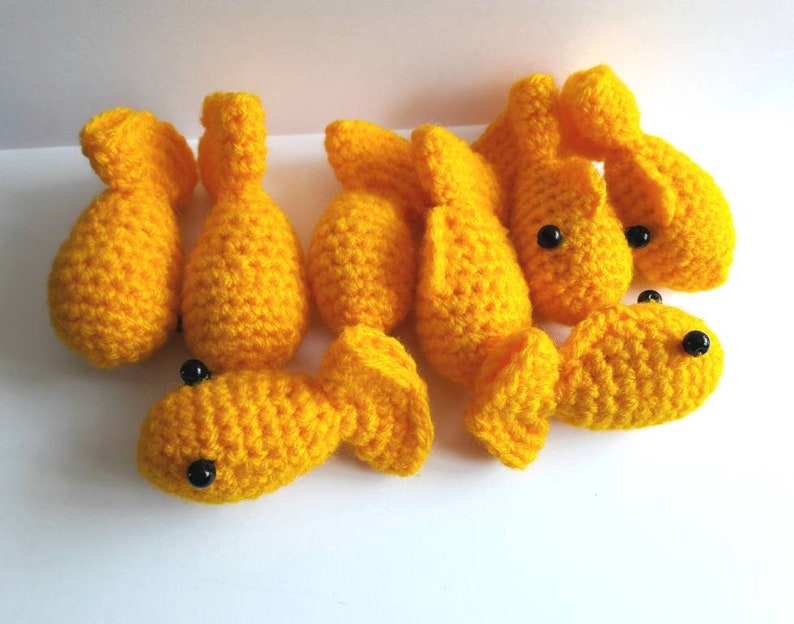 Goldfish Bowl. Amigurumi Aquarium. Crochet Fish in a Larger - Etsy