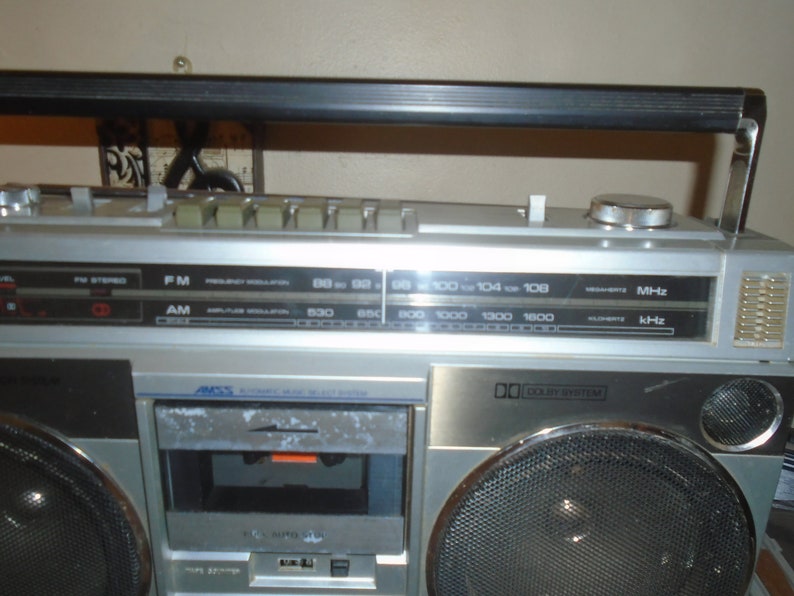 Vintage Sanyo M9860 Am/fm Cassette Recorder Boombox Fully Working - Etsy