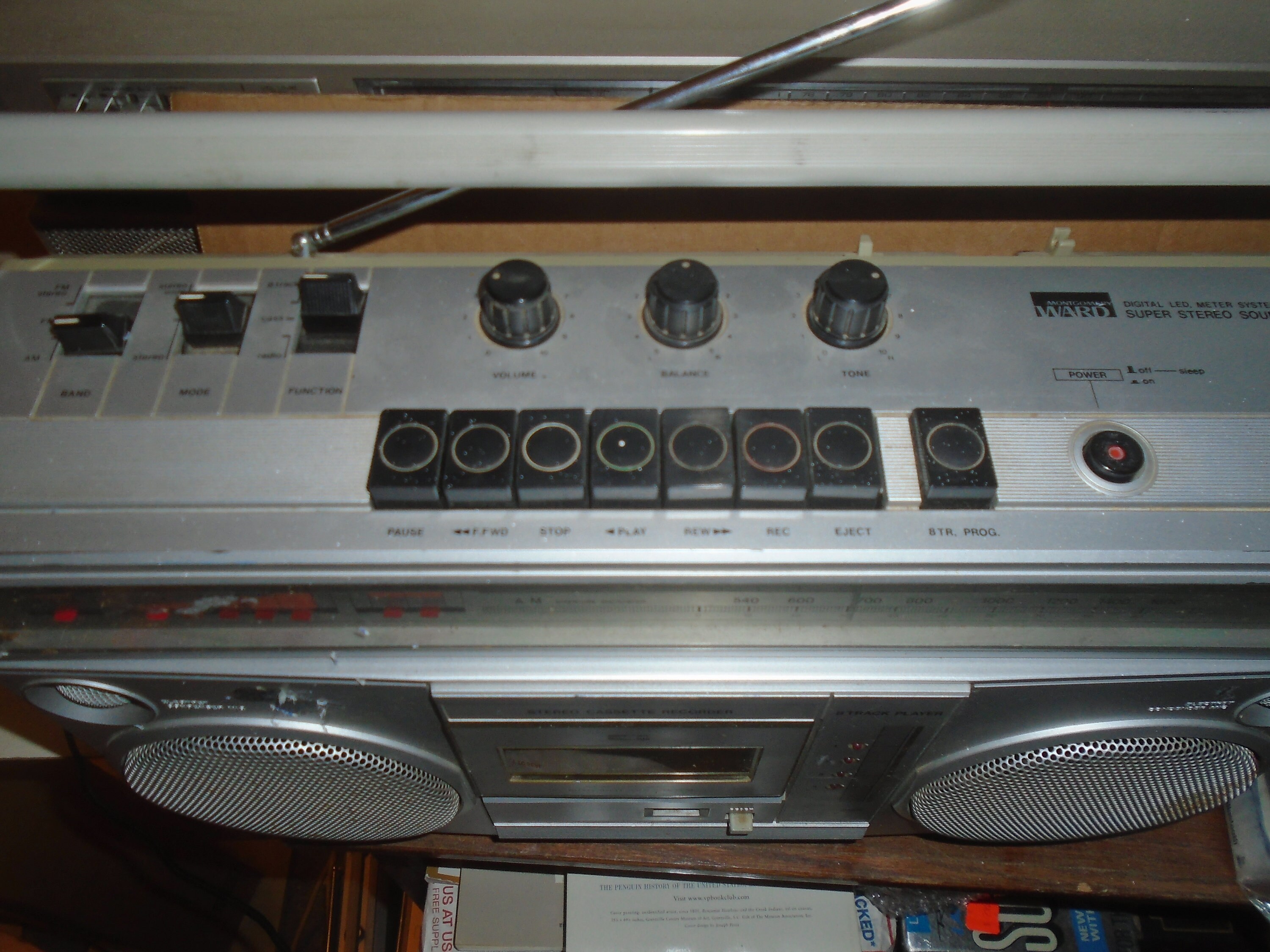 Vintage Montgomery Ward 3995A Am/fm 8 Track/cassette Player Boombox - Etsy