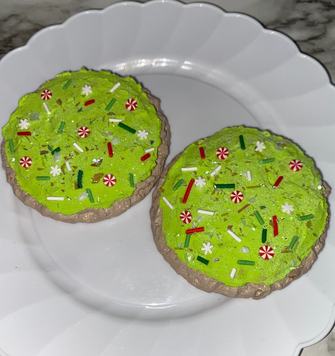 Fake Food Display 2-piece LARGE Frosted Christmas Peppermint Theme ...