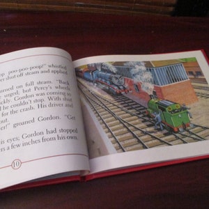 Thomas the Tank Engine and Friends Picture Story Book Percy Runs Away ...