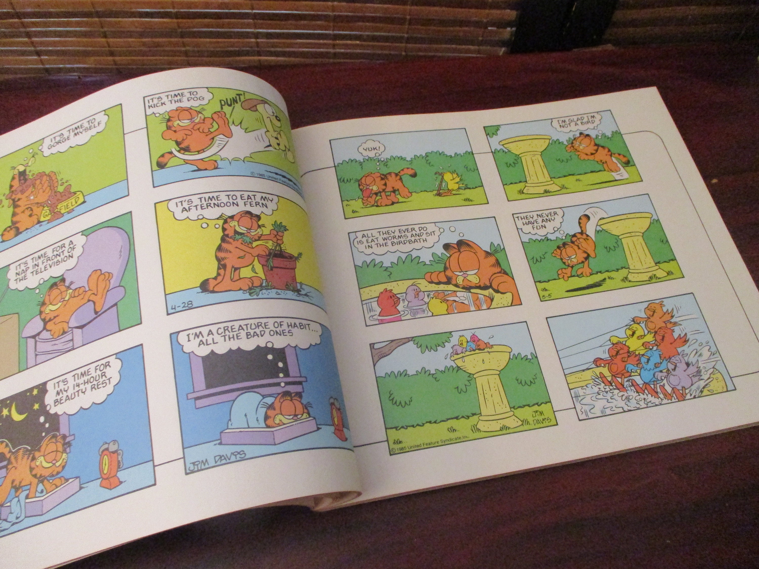 The Garfield Treasury Comic Book With Full Colour Pictures - Etsy