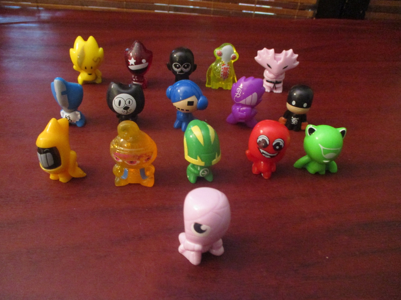 Gogos Crazy Bones Collection of Sixteen Go Gos - Etsy UK