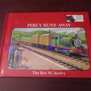 Thomas the Tank Engine and Friends Picture Story Book Percy Runs Away ...