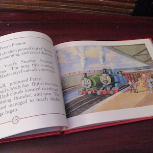 Thomas the Tank Engine and Friends Picture Story Book Percy Runs Away ...