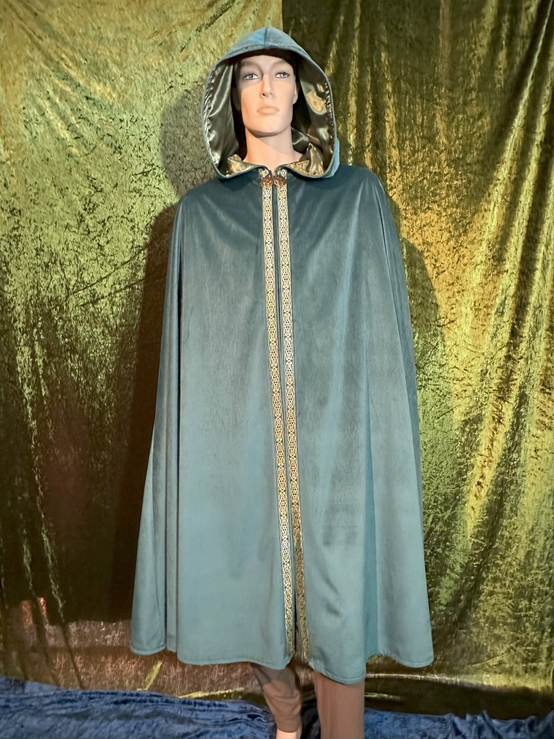 Cloak in Dark Green Velvet With Green and Gold Celtic Knotwork Trim - Etsy