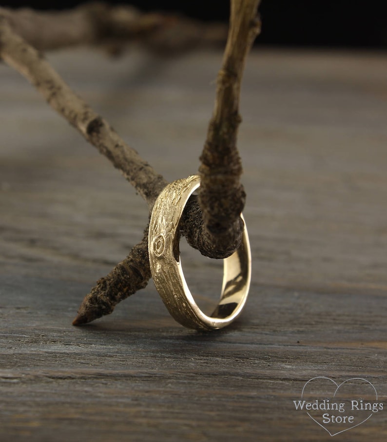 Tree bark wedding band Men's tree wedding band | Etsy