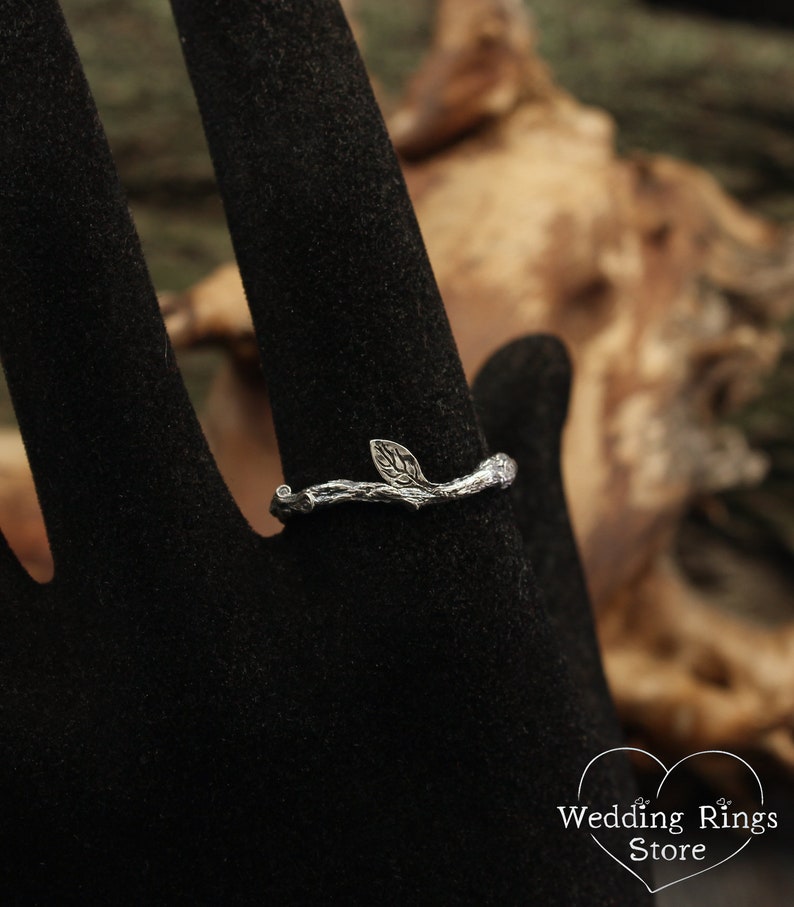 Tiny branch and leaf ring Dainty tree bark wedding band Leaf | Etsy
