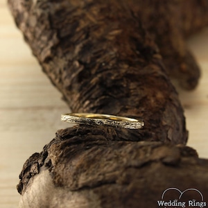 Tree Dainty Wedding Band, Tree Bark Band in Black Finish, Nature ...