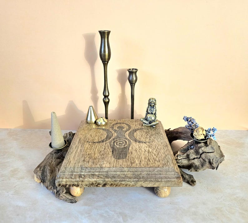 Goddess Mini Altar Table, Pagan Altar Table, Wicca Altar Table, Mini ...