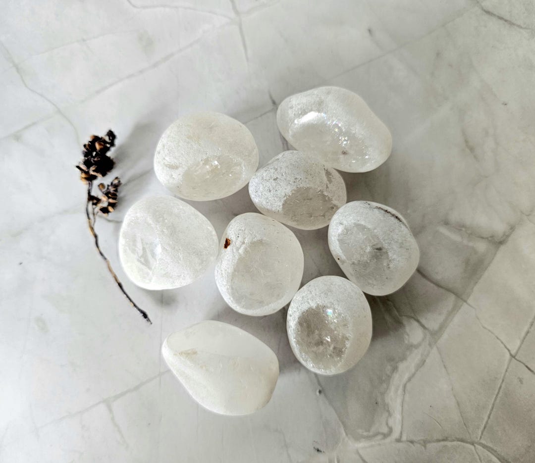 Clear Quartz Emma Egg, Seer Stone, Window Quartz, Dreamers Crystal ...