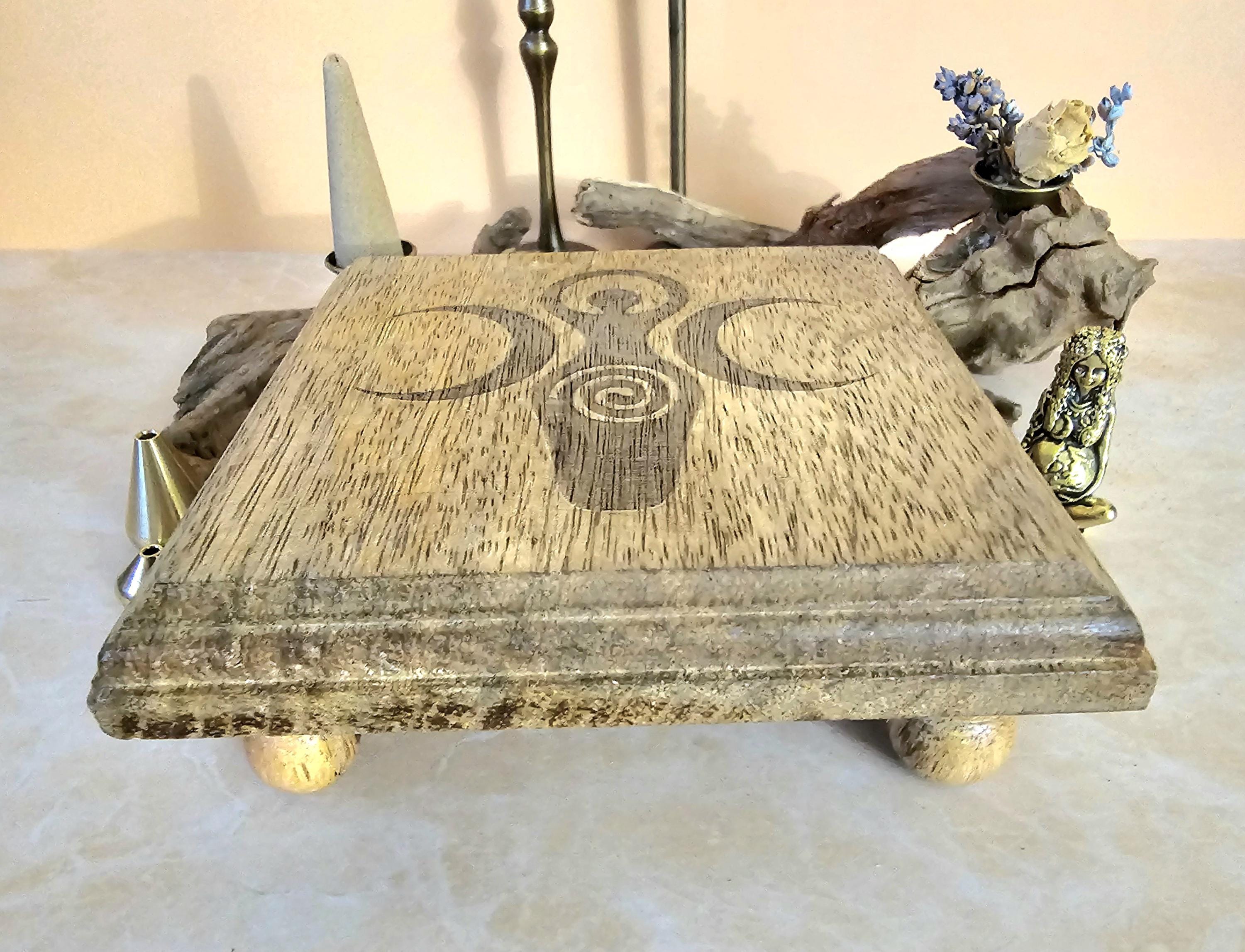 Goddess Mini Altar Table, Pagan Altar Table, Wicca Altar Table, Mini ...