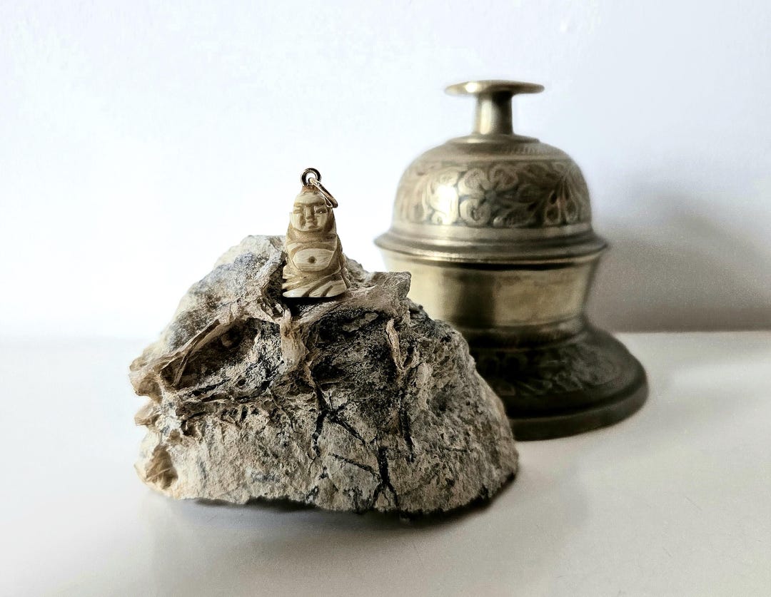 Carved Bone Buddha Pendant With 18K Gold, Antique Buddha Yak Hand ...