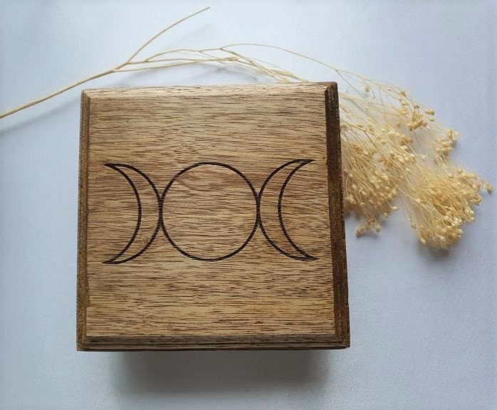 TRIPLE MOON Mini Altar Table Wood Altar Table Pagan Altar - Etsy