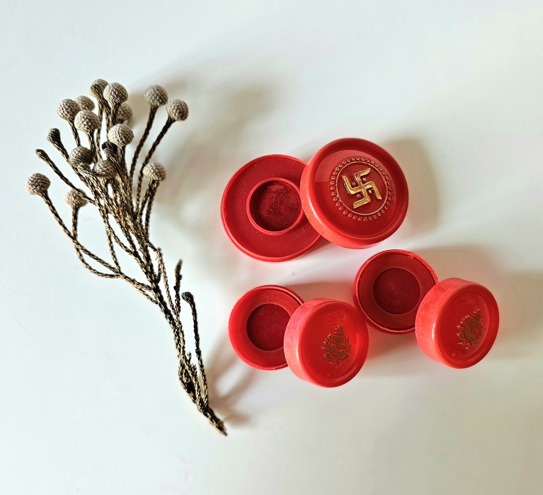 Red Kumkum Natural Powder, Red Sindoor, Sindur, Kumkuma, Vermilion ...