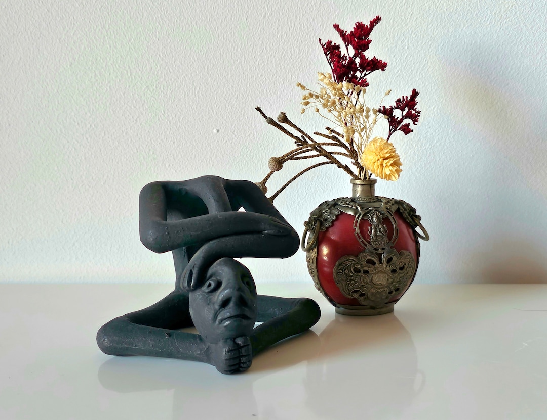 CONTORTIONIST Vintage Black Pottery Figurine Ceramics - Etsy