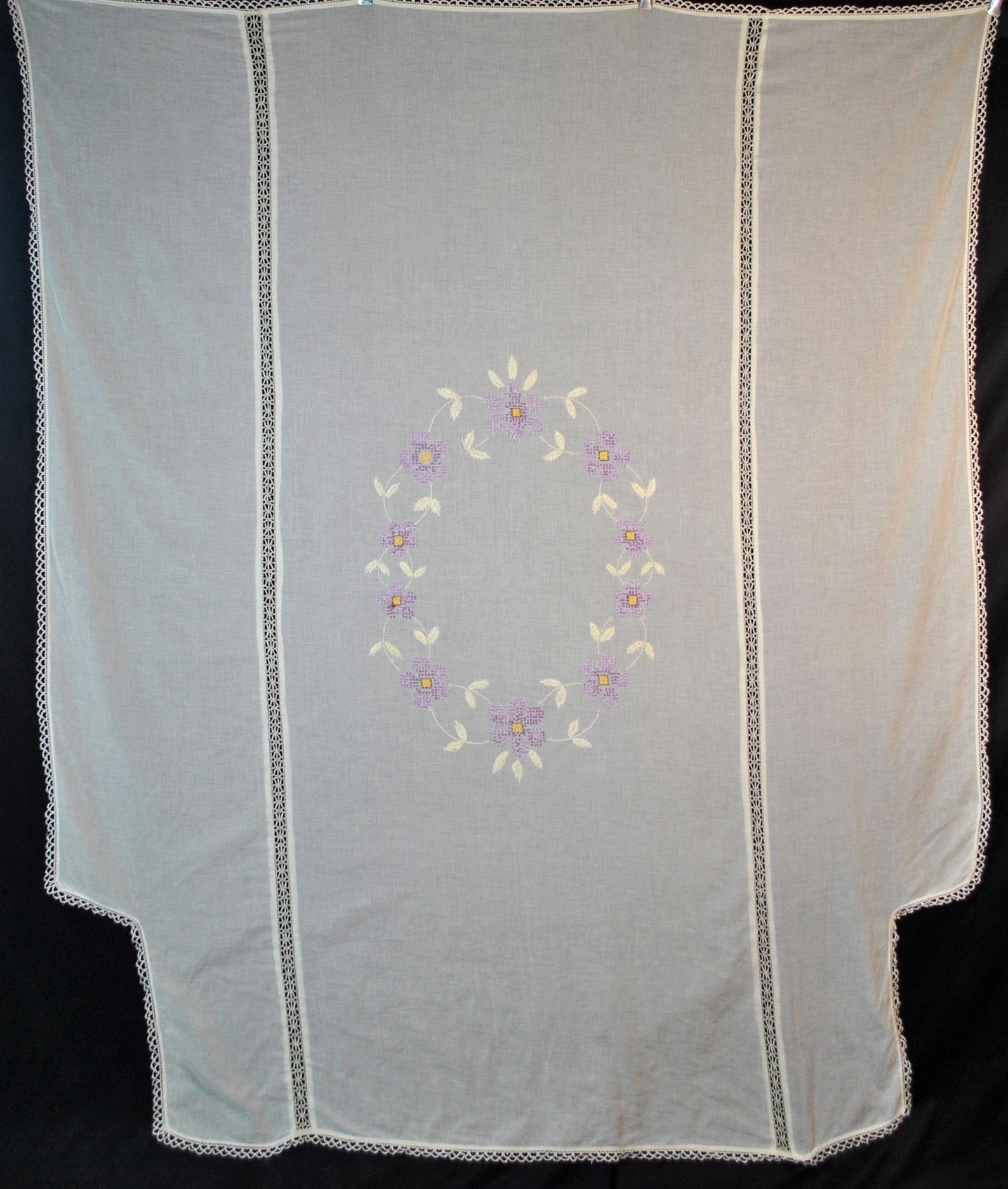 Vintage Hand Embroidered Bedspread, Lightweight Double Summer Spread ...