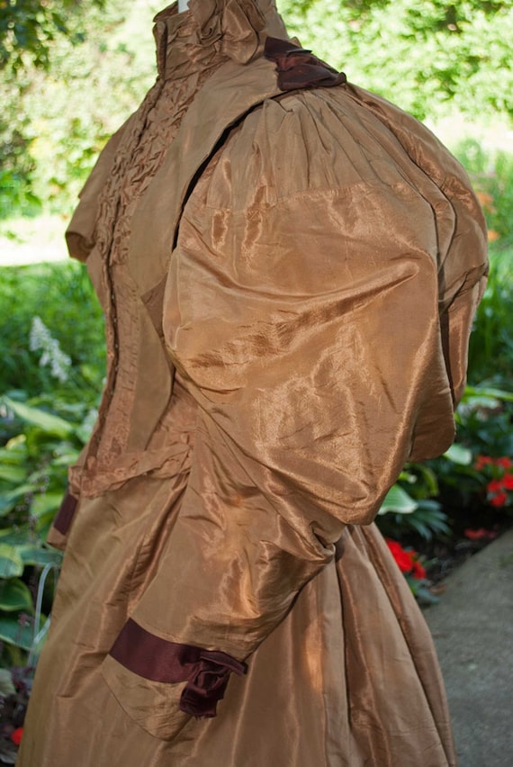 Antique Victorian Visiting Dress 1893 Silk Taffeta 2… - Gem
