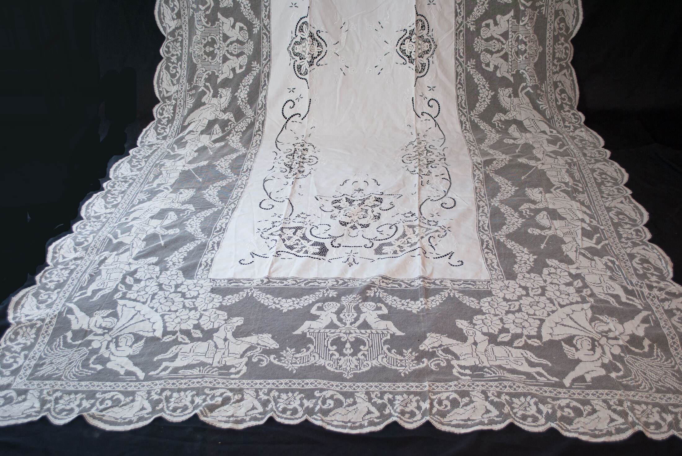 Antique Linen Tablecloth Horses With Riders in Filet Italian Needlelace ...