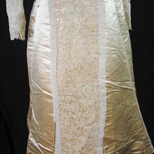 Victorian 2 Piece Bustle Wedding Gown With Bobbin Duchesse Lace, 1895 ...