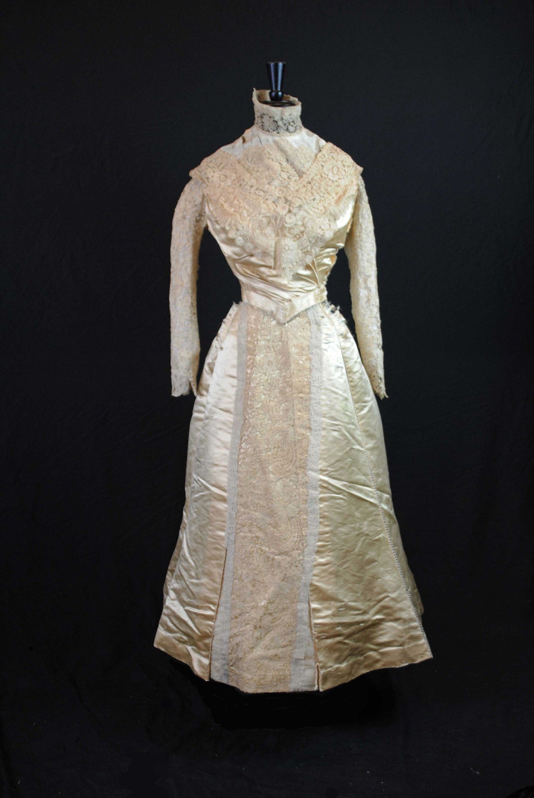 Victorian 2 Piece Bustle Wedding Gown With Bobbin Duchesse Lace, 1895 ...