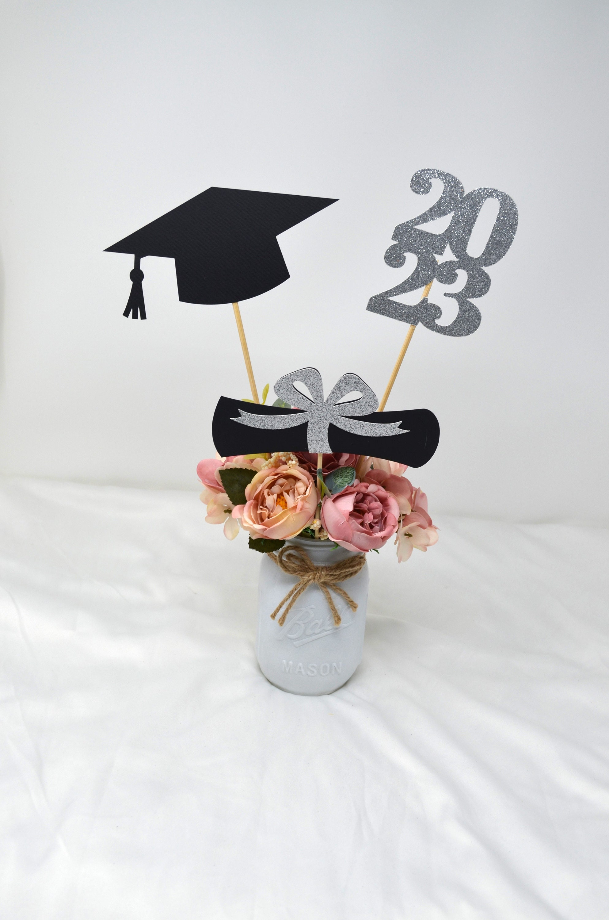 25 Ideas De Centros De Mesa Para Graduacion 25 Ideas Graduation