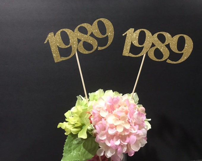 Class Reunion Decoration - Bella Party Store