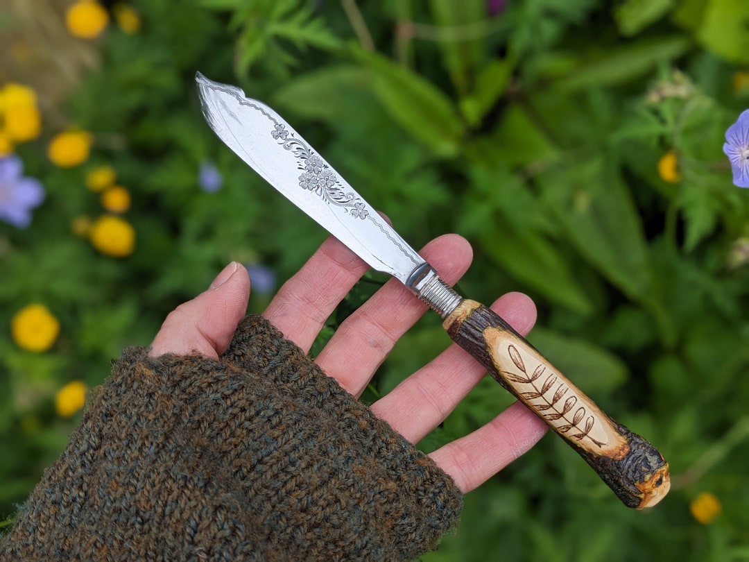 Avalon Rowan Athame With Antique Silver Plated Blade for Witchcraft and ...