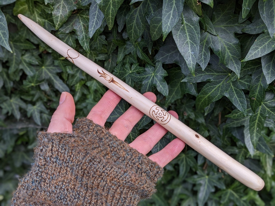 English Willow Wand From Avalon for Goddess Hecate, Traditional ...