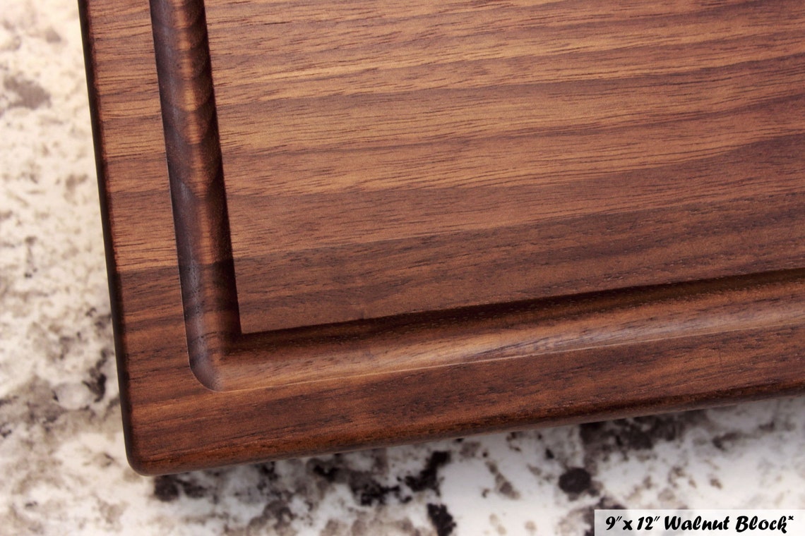 Personalized Engraved Chopping Block With Minimalist Monogram - Etsy