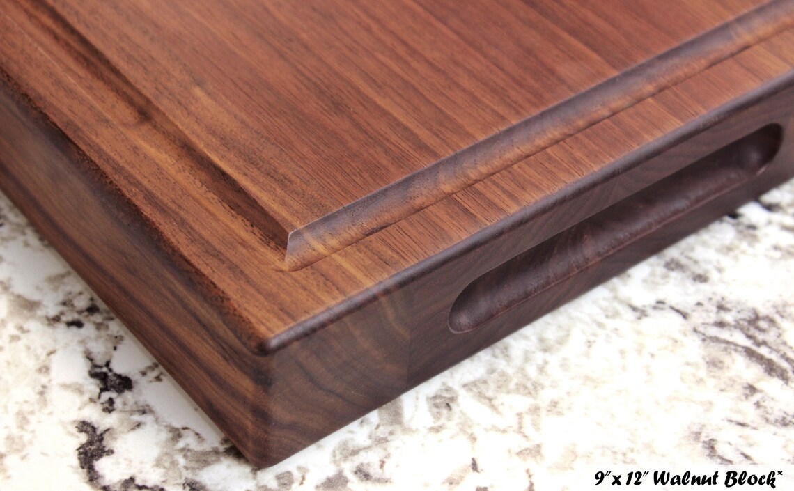 Personalized Engraved Chopping Block With Minimalist Monogram - Etsy