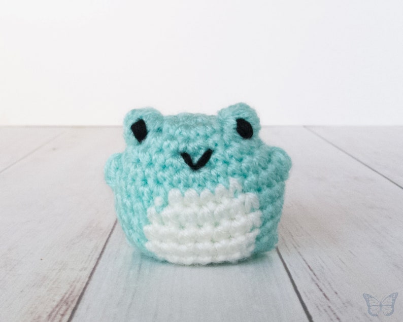 Mini Frog Plush Toy / Crochet Frog Plush / Kawaii Frog Lover - Etsy