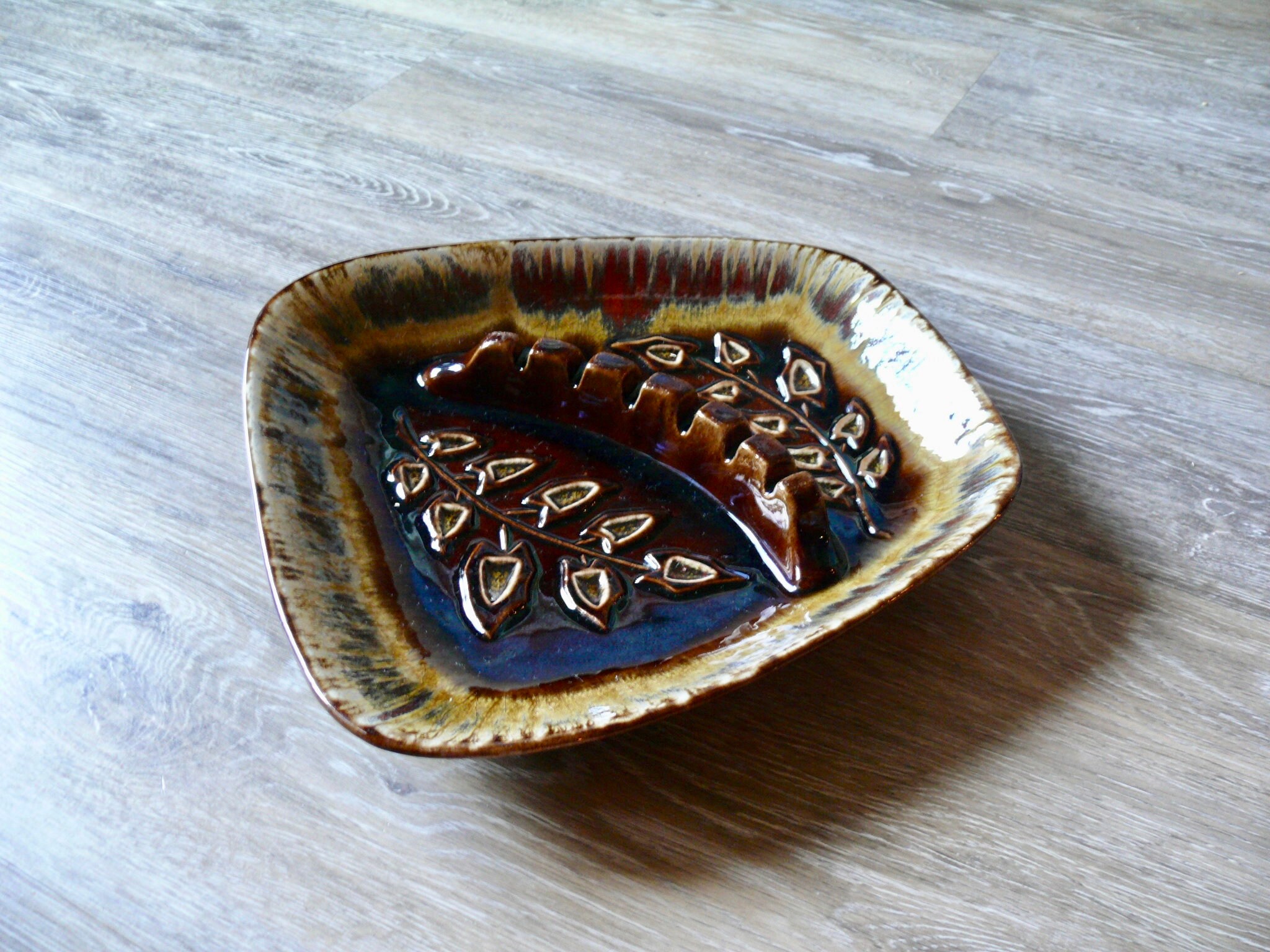 Tobacciana Vintage 13 Brown Drip Glaze Coffee Table Patio Ashtray Large ...
