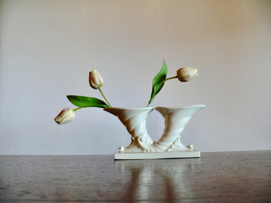 Art Deco Revival Double Cornucopia Vase, Vintage 9" Freeman Pottery ...