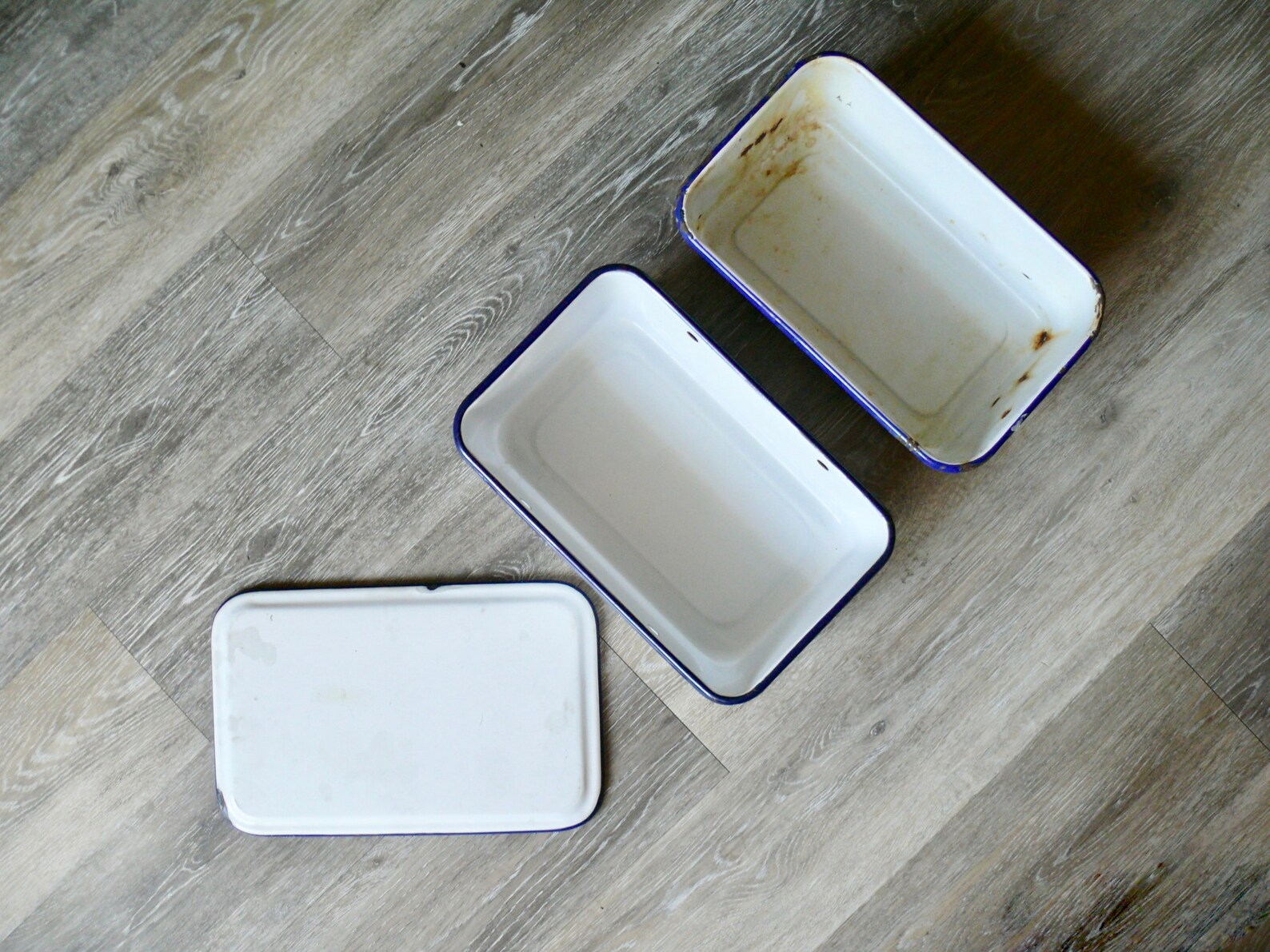 2 White Enamel Refrigerator Boxes With Blue Edge and Lid - Etsy
