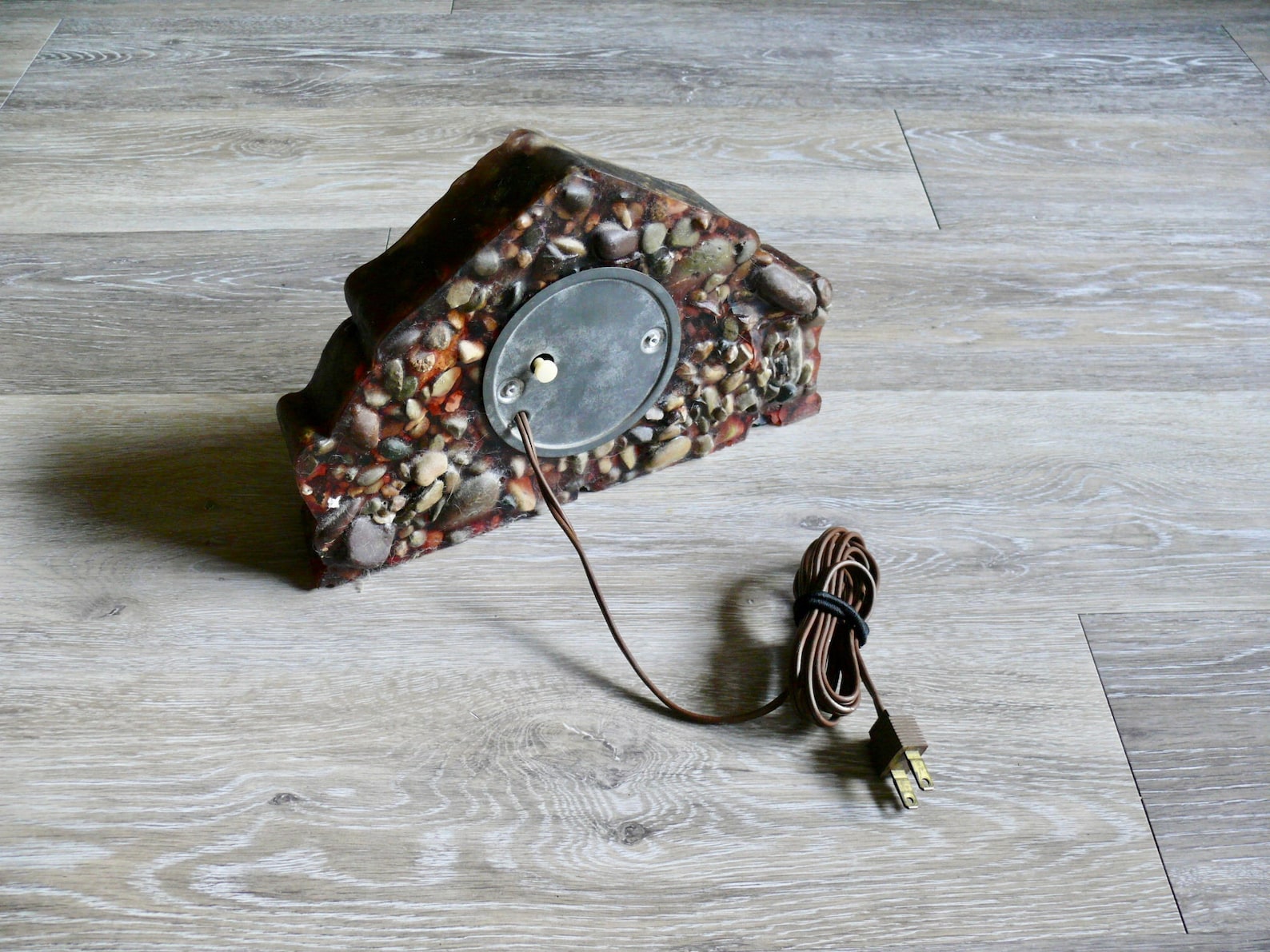 Vintage Lanshire River Rock Vomit Clock 1950s Molded Acrylic - Etsy